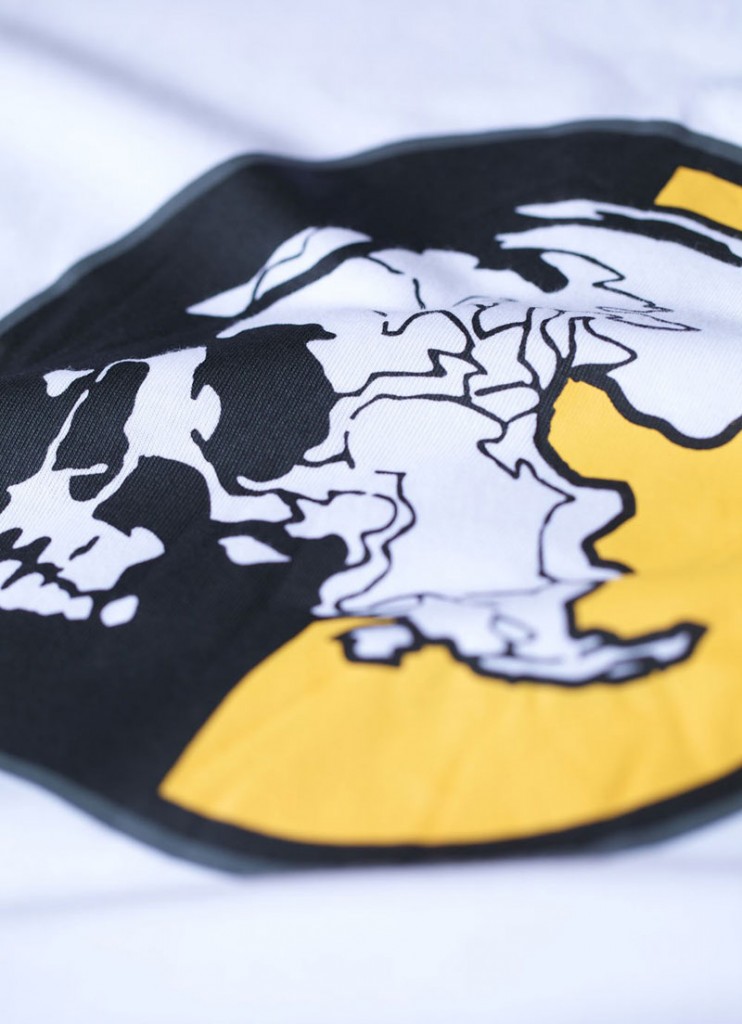 Pictures and info on Insert Coin Metal Gear shirts and patches - Metal ...