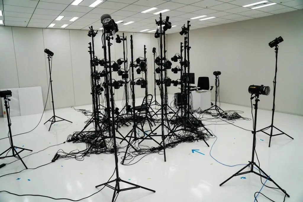 Kojima shares teasing pictures of 3D scanning session
