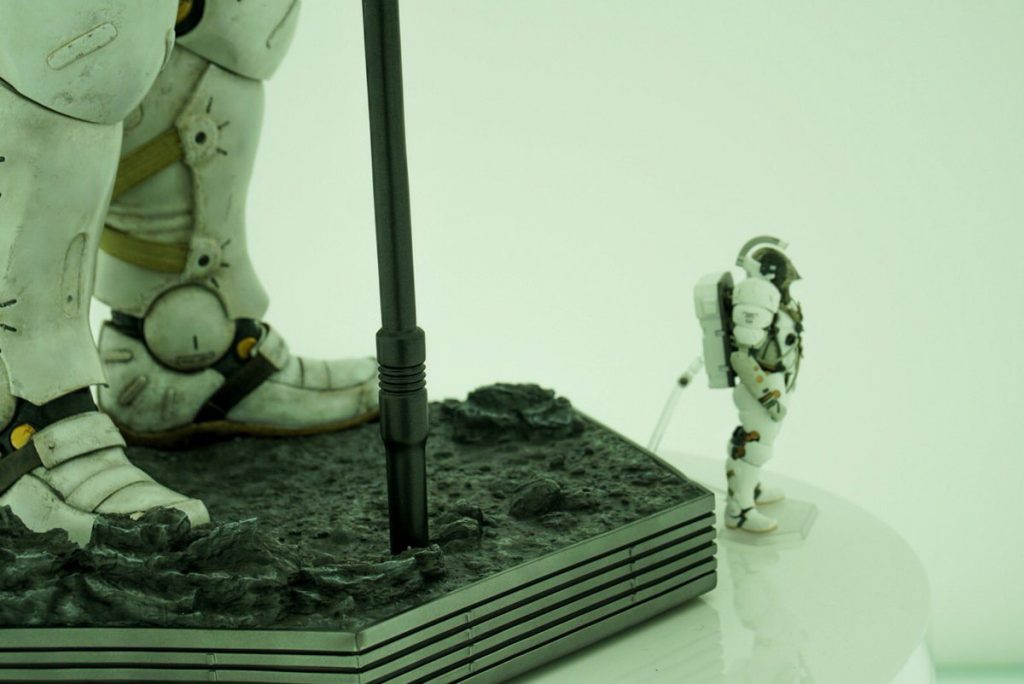 This is the Ludens action figure by Figma, in color - Metal Gear Informer
